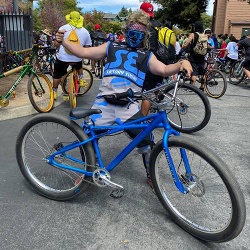 Blue Monster Quad?! – SE BIKES Europe